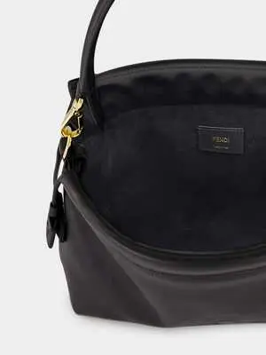 Fendi Mamma Baguette Medium Bag In Nappa Leather - Black