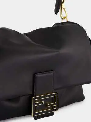 Fendi Mamma Baguette Medium Bag In Nappa Leather - Black