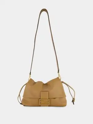 Fendi Mamma Baguette Medium Bag In Nappa Leather - Beige