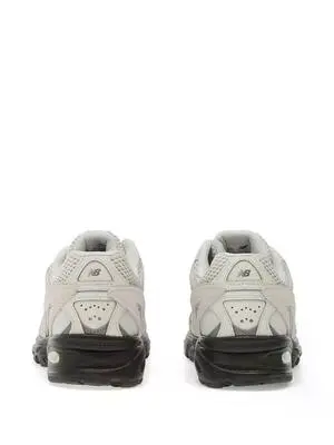 NEW BALANCE 509 Sneakers