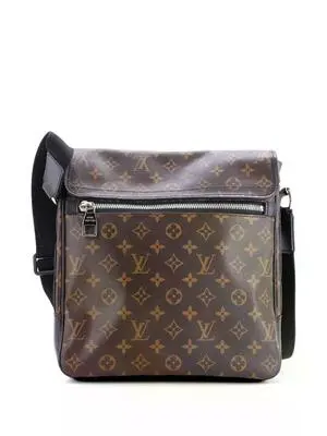 LOUIS VUITTON Bass Messenger Bag - Black