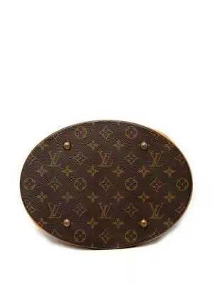 LOUIS VUITTON Monogram Gm Bucket Bag