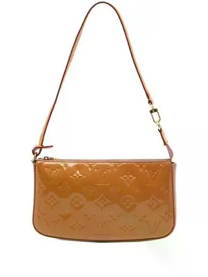 LOUIS VUITTON Monogram Vernis Pochette Accessories Shoulder Bag - Brown