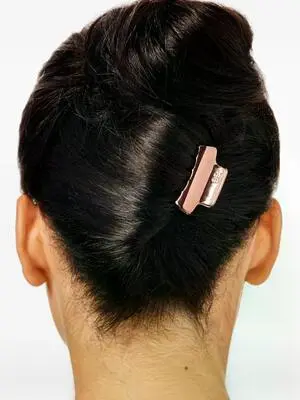 SISTER’S AROMA Sister's Aroma Logo Engraved Hair Clip
