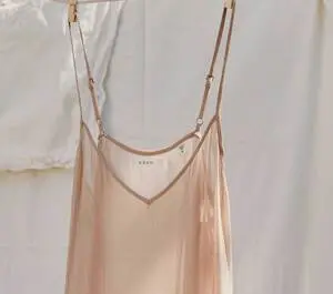 DÔEN Long Deep V-neck Slip - Conch