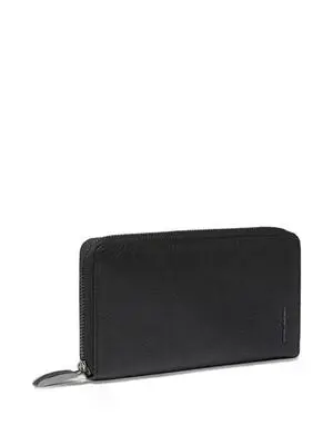 PIQUADRO Zip-around Leather Wallet