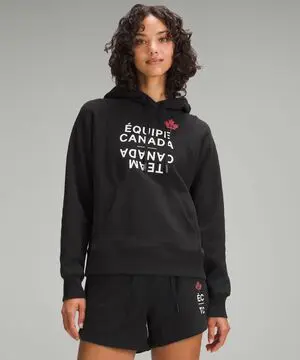 Ribbed fleece pullovers