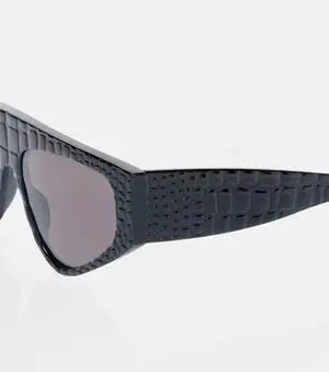 Alaïa Lettering Logo Flat-top Sunglasses - Black
