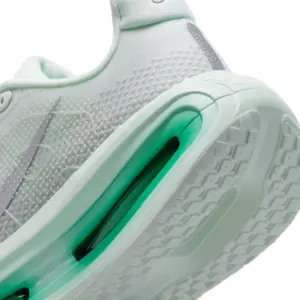Nike Vomero Premium Road Running Sneakers - Green