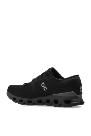 On Cloud X 4 Training Shoes - Black