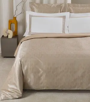 Frette Silk Luxury Sway King Duvet Cover - Beige