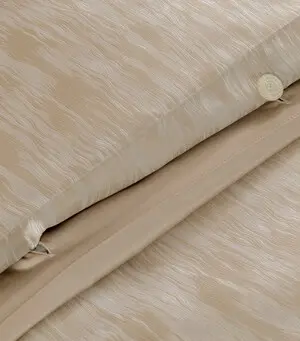 Frette Silk Luxury Sway King Duvet Cover - Beige