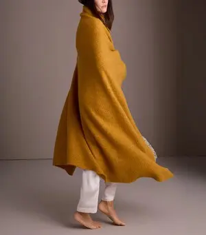 Frette Cashmere Bouclé Throw