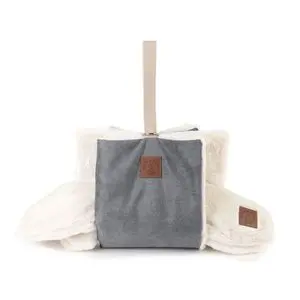 Fluff & Boots Travel Bags