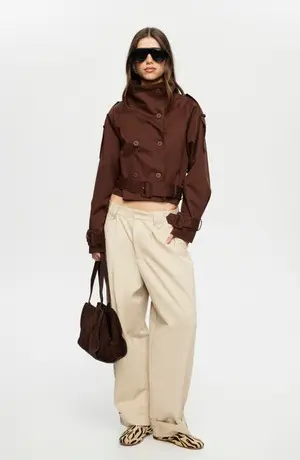 Lioness Cropped Trench Coat With Funnel Neck - Chocolate
