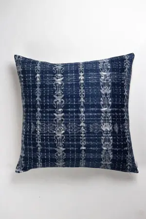ARCHIVE NEW YORK Vintage Ikat Plaid Handwoven Cotton Throw Pillow
