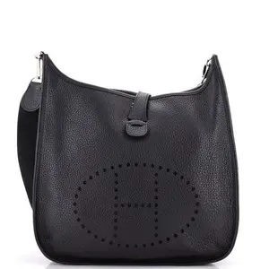 Hermès Evelyne Bag Gen Ii Clemence Gm - Black