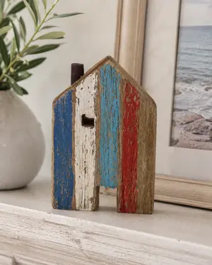 BEACHCOMBERS Wooden Seaside Village Cottage Decorative Figurine 6.5
