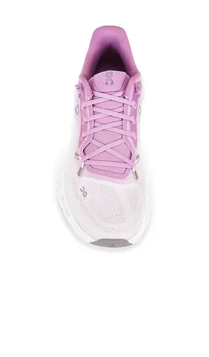 On Cloudtilt Sneaker