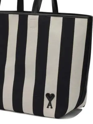 Ami Medium Shoulder Bag
