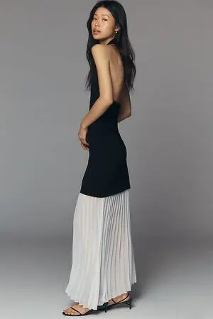 ESTHE Pleated Halter-neck Midi Dress