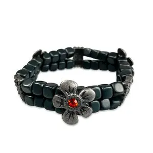 BELLUS DOMINA Grey Hematite Beaded Bracelet With Flower Motif