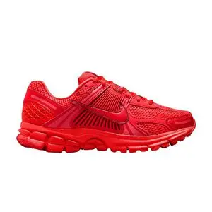 Nike Zoom Vomero Athletic Sneakers - Red