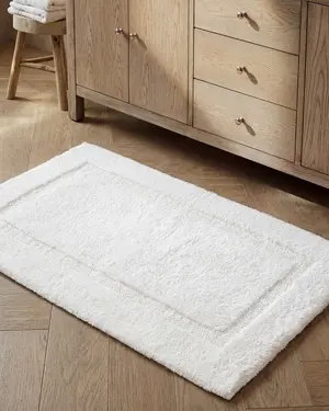 Quince Turkish Cotton Non-slip Bath Rug - White
