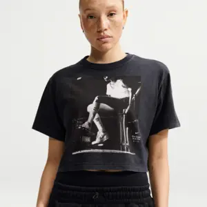 Nike Vintage T-shirts For Women