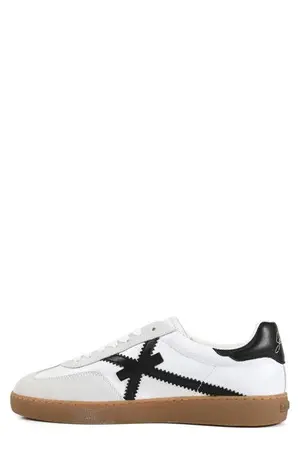 John Richmond Low Top Leather Sneakers - White/black