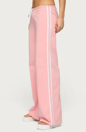 EDIKTED Cammile Contrast Stripe Sweatpants