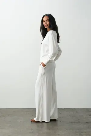 Naked Cashmere Katie Cotton Cashmere Crewneck - Ecru