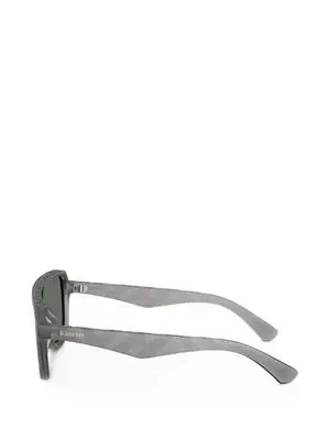 Burberry Pilot Frame Sunglasses