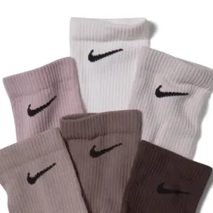 Nike Everyday Elevated Crew Socks