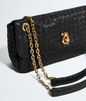 Bottega Veneta Madison - Black