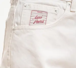 AMI Paris Heritage Short - Blanccreme