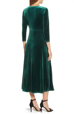Chaus Velvet Midi Dress