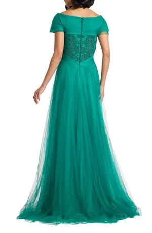 Tadashi Shoji Lace And Tulle Gown