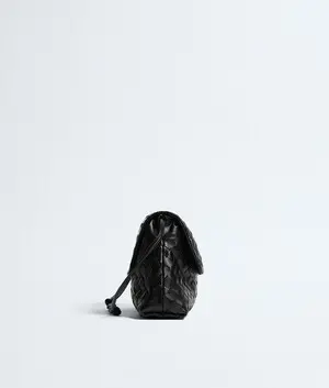 Bottega Veneta Giorno Intrecciato Leather Pouch - Black