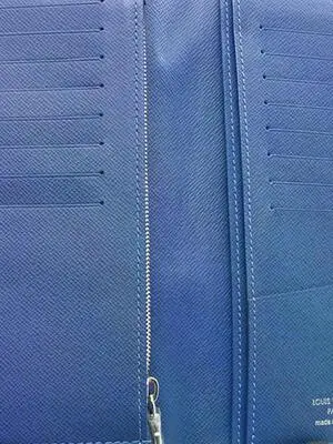 LOUIS VUITTON 2019 Taigarama Brazza Wallet Long Wallets