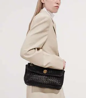 Bottega Veneta Leather Madison Shoulder Bag - Brown