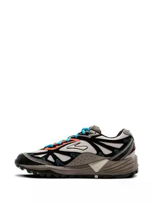 Brooks Cascadia 1 Panelled Lace-up Sneakers