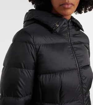 Moncler Boed Down Jacket With Shearling Trim - Black