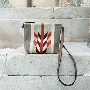 AMASOUK Tierra Verde Crossbody Bag