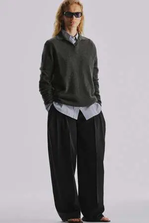 THE ROW Oashi Baby Cashmere Long-sleeve Polo Sweater - Anthracite