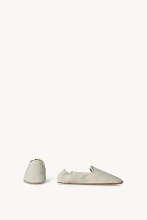 THE ROW Casa Slipper - Light Pebble