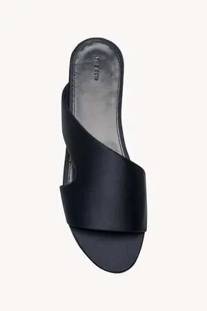THE ROW Anita Sandal