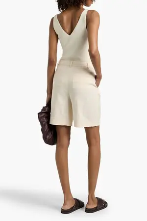 Theory Lynie Pleated Linen-blend Shorts - Ecru
