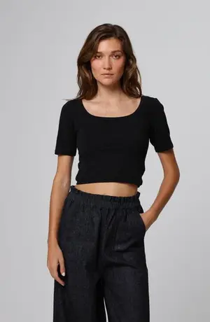 JUANA Classics Squareneck T-shirt