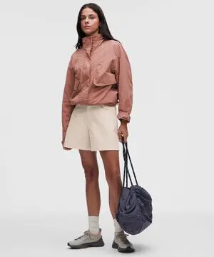 Lululemon Easyfive Mid-rise Short 4.5" Classic Fit - Sand Dollar